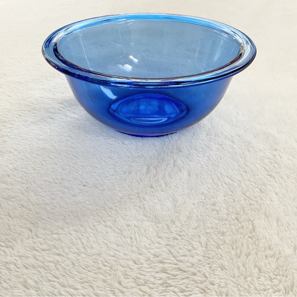 Pyrex | Kitchen | Vintage Pyrex Cobalt Blue Small Nesting Mixing Bowl ...